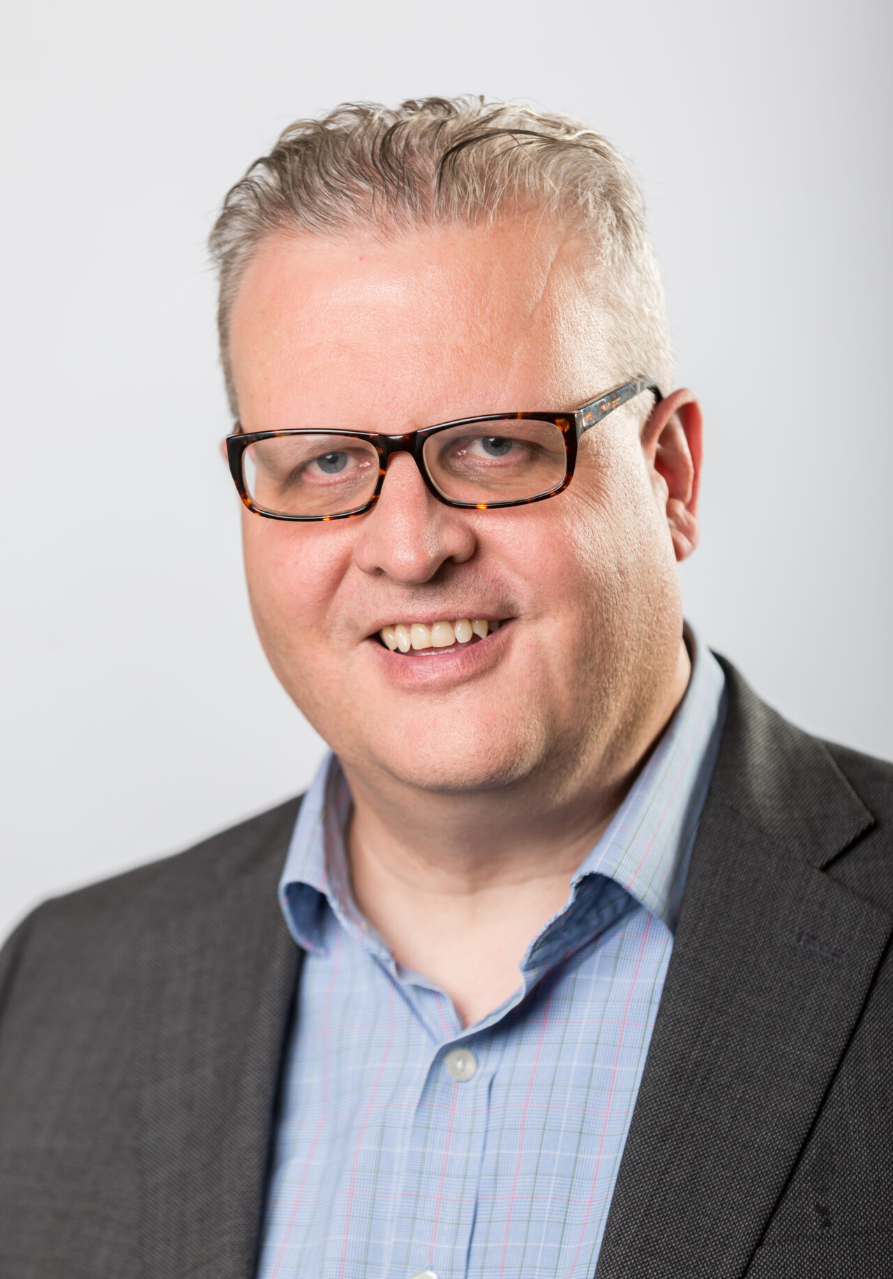 Our Directors | Curo Group